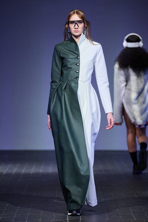 REBEKKA RUÉTZ RUNWAY SHOW FALL/WINTER 2023 in Berlin - Hedi Grager ...