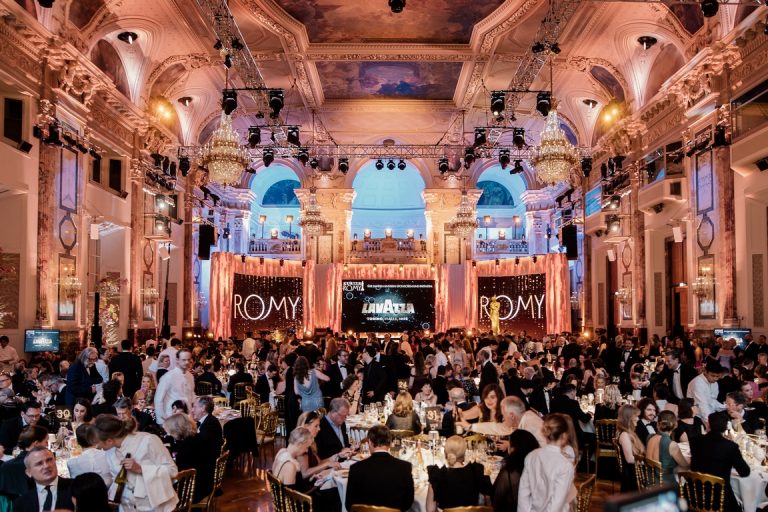 34. KURIER ROMY-Gala: glamourös und emotional - Hedi Grager ...