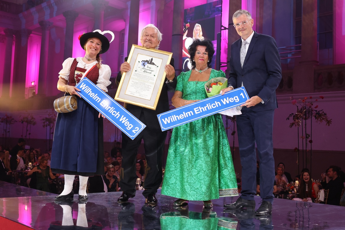 70 Jahre sportalm und 80. Geburtstag von Hertha und Willi Ehrlich ...