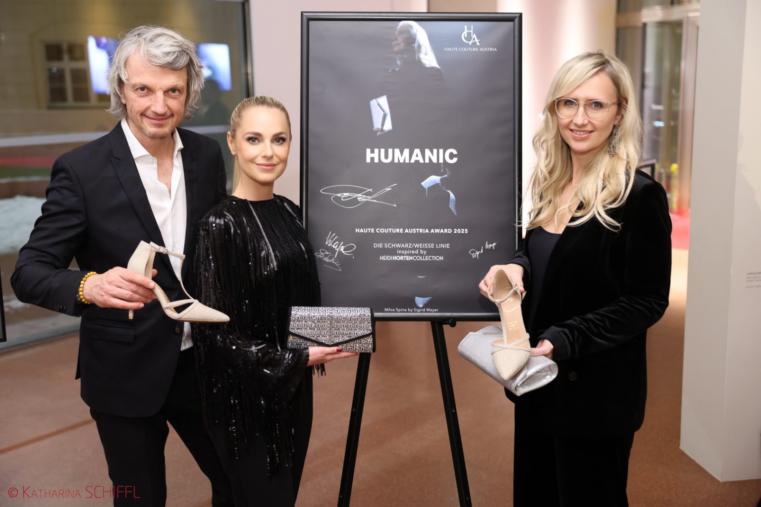 SILVIA SCHNEIDER X HUMANIC: GLANZVOLLER AUFTRITT DER BALLKOLLEKTION BEI ...