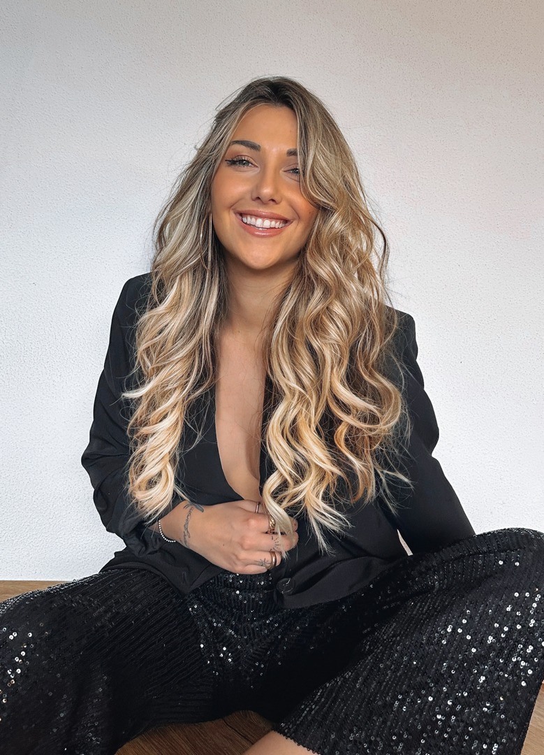 Kayla Krystin: Mit „I Brenn“ beim ESC-Vorentscheid „Vienna Calling ...